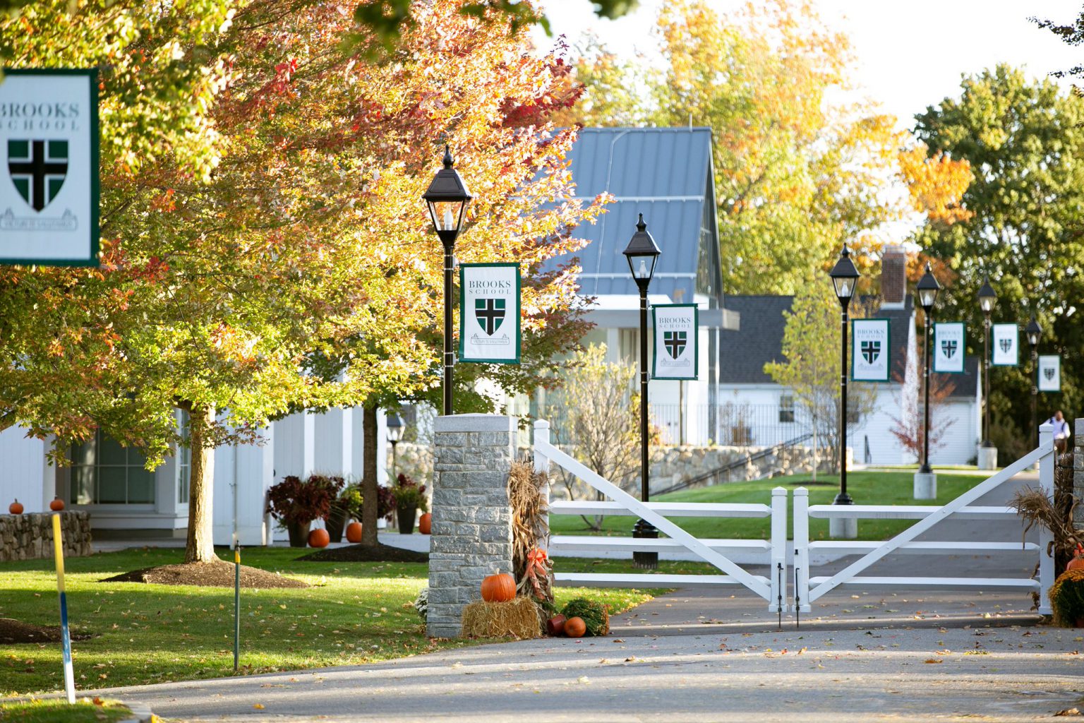 Brooks School – AISNE